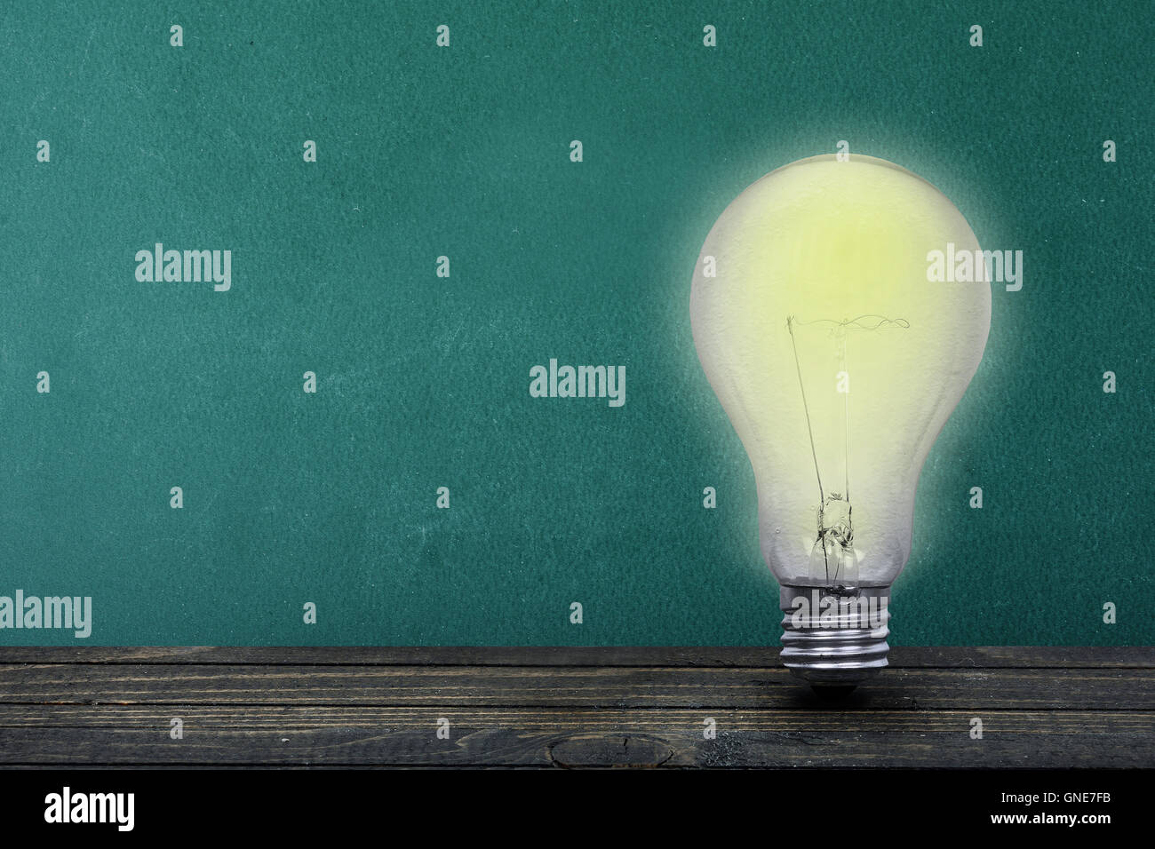 Board light bulb class hi-res stock photography and images - Alamy