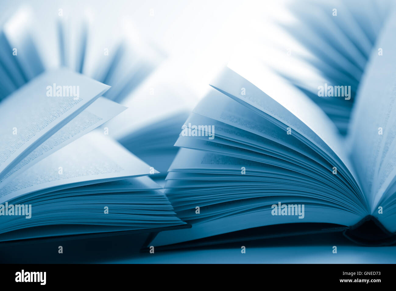 Big blue cover hi-res stock photography and images - Alamy