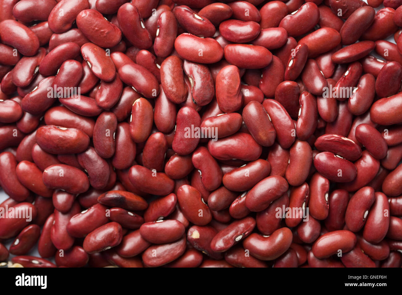 red haricot beans background Stock Photo - Alamy