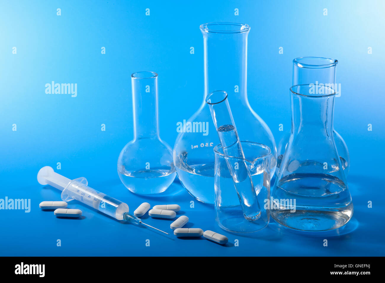 chemical laboratory equipment Stock Photo - Alamy