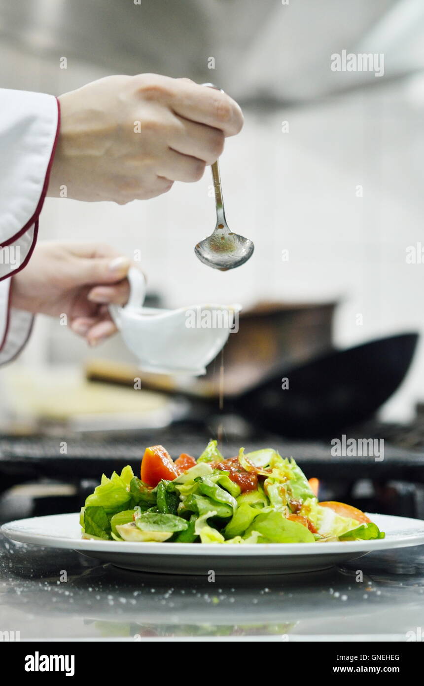 chef preparing meal Stock Photo - Alamy