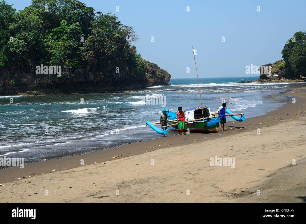 Preparing to sail hi-res stock photography and images - Alamy