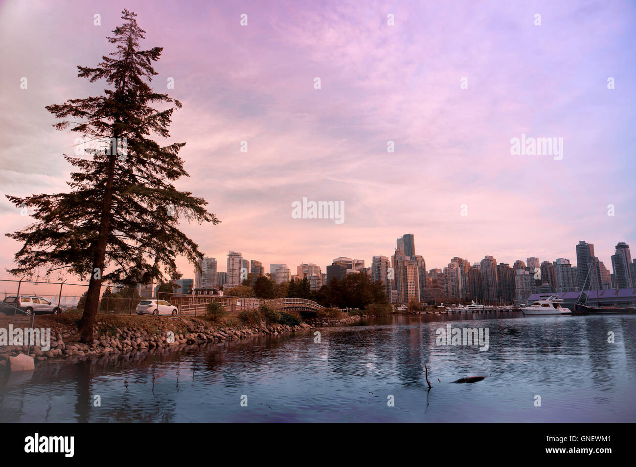 Vancouver skyline during sunset Stock Photo - Alamy
