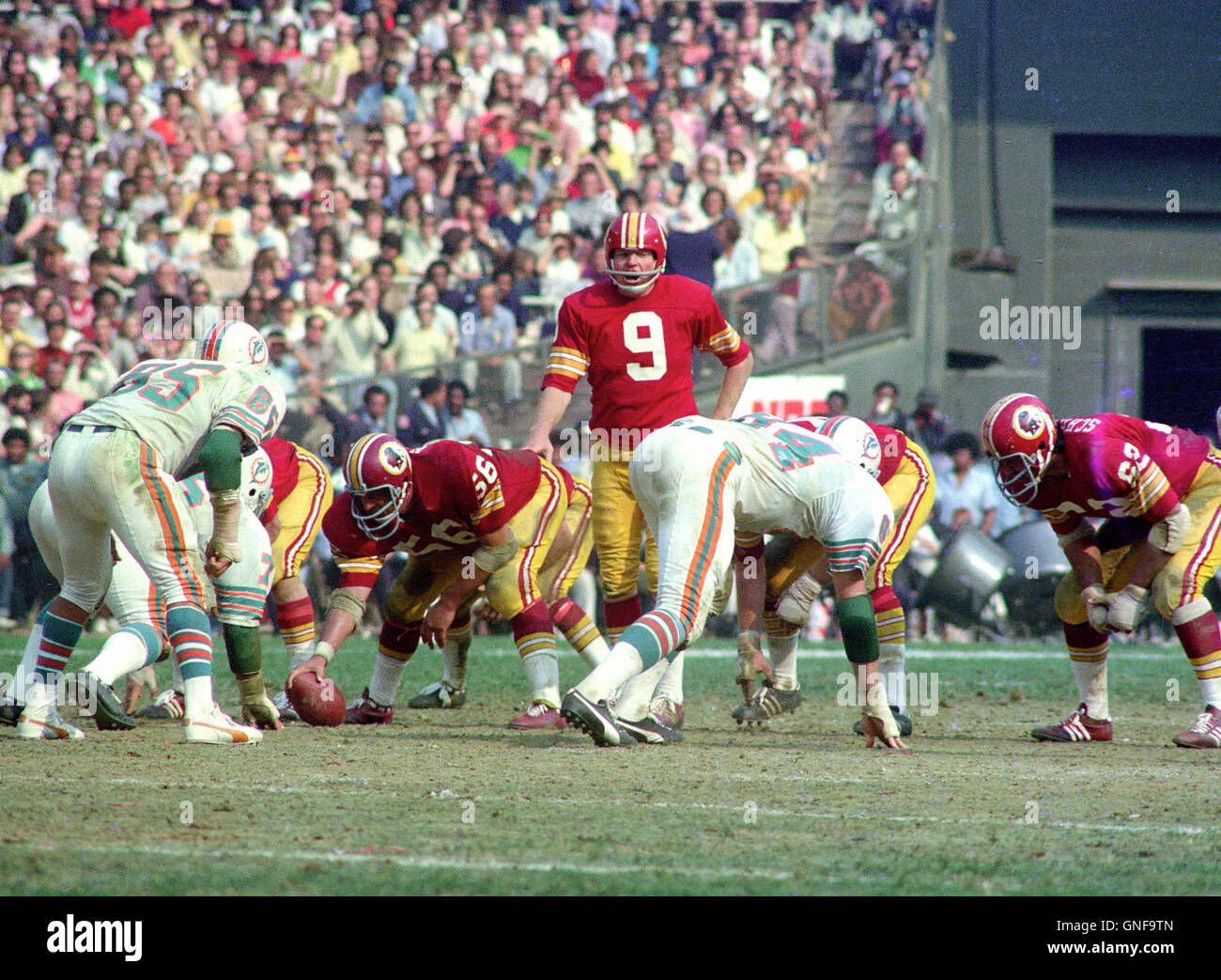 Washington Redskins quarterback Sonny Jurgensen (9) calls signals as he ...