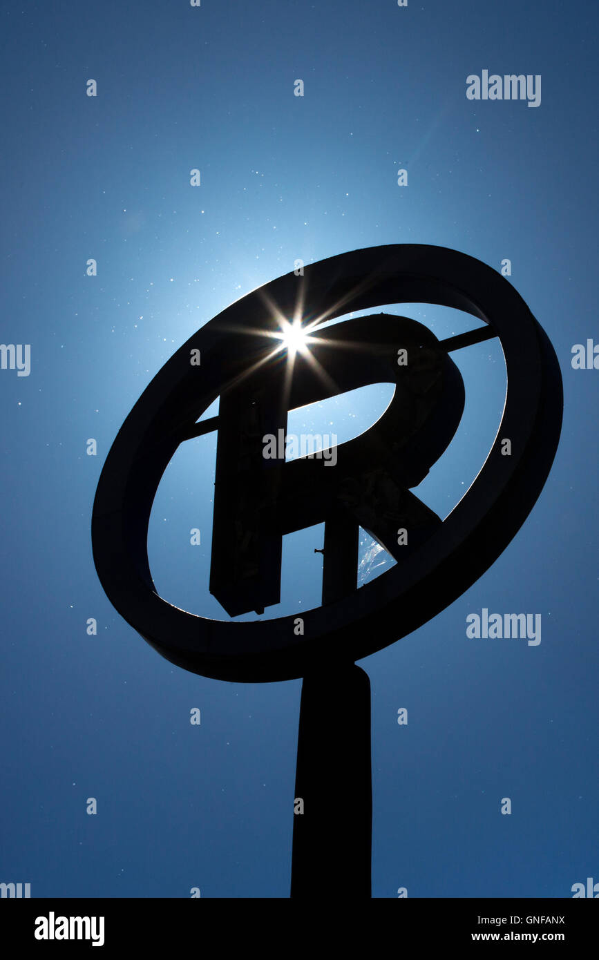 Stop logo hi-res stock photography and images - Alamy