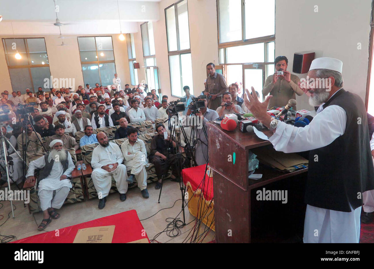 Jirga pakistan hi-res stock photography and images - Alamy