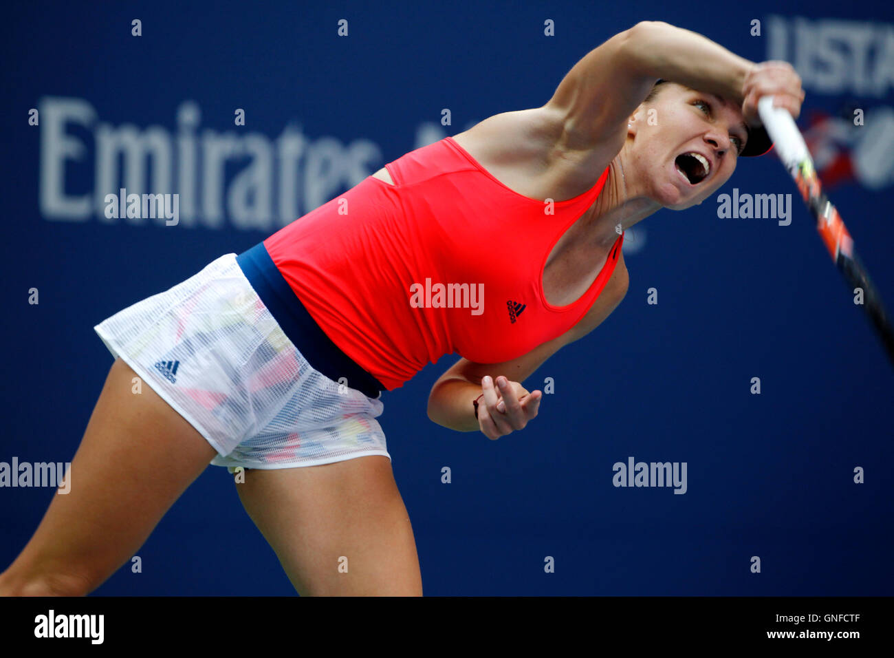 Simona halep us open action photos hi-res stock photography and images ...
