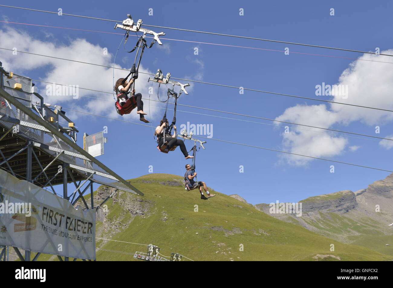 Interlaken, Switzerland. 29th Aug, 2016. Travellers do outdoor sports ...