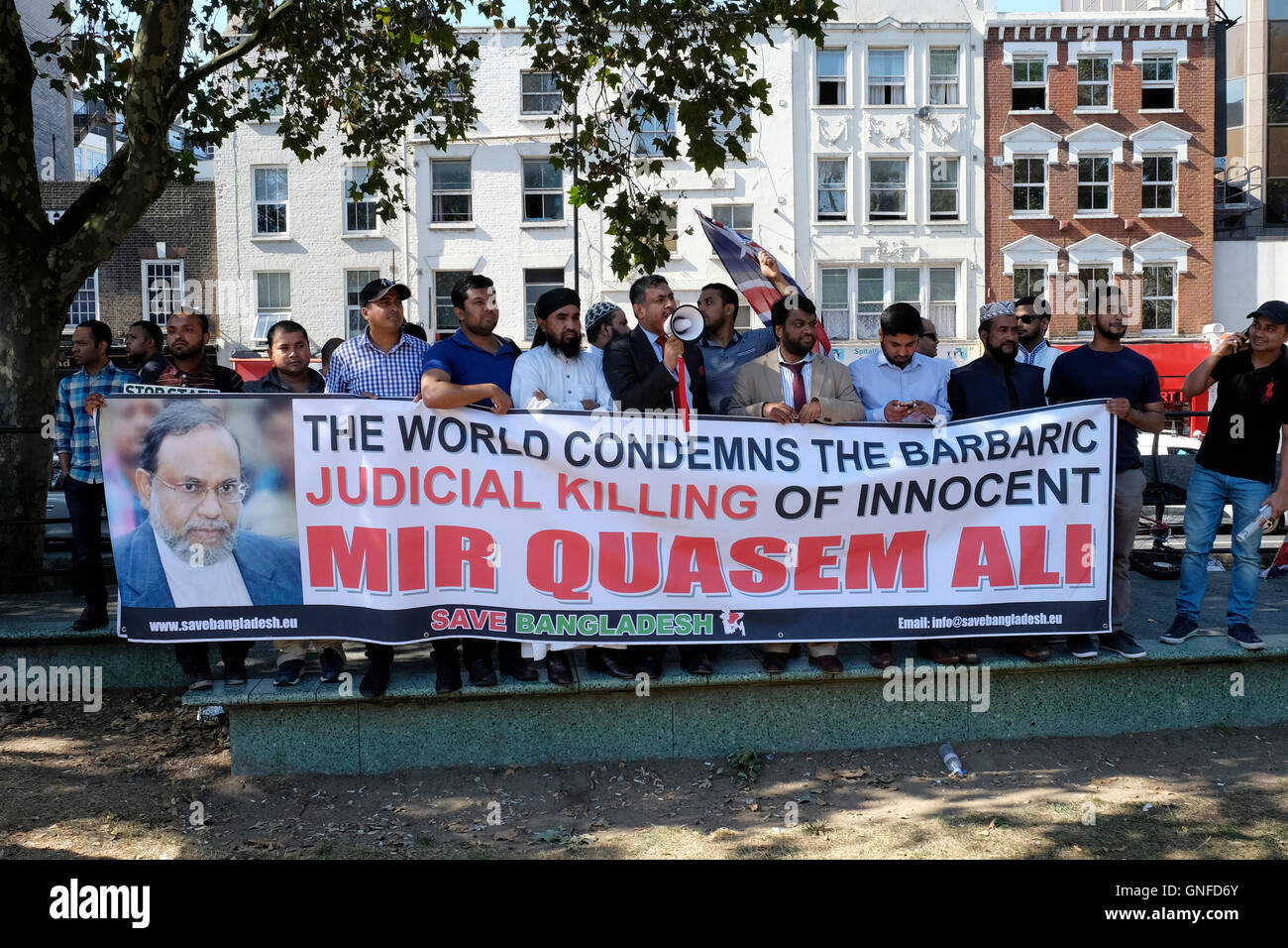 Bangladeshis hi-res stock photography and images - Alamy