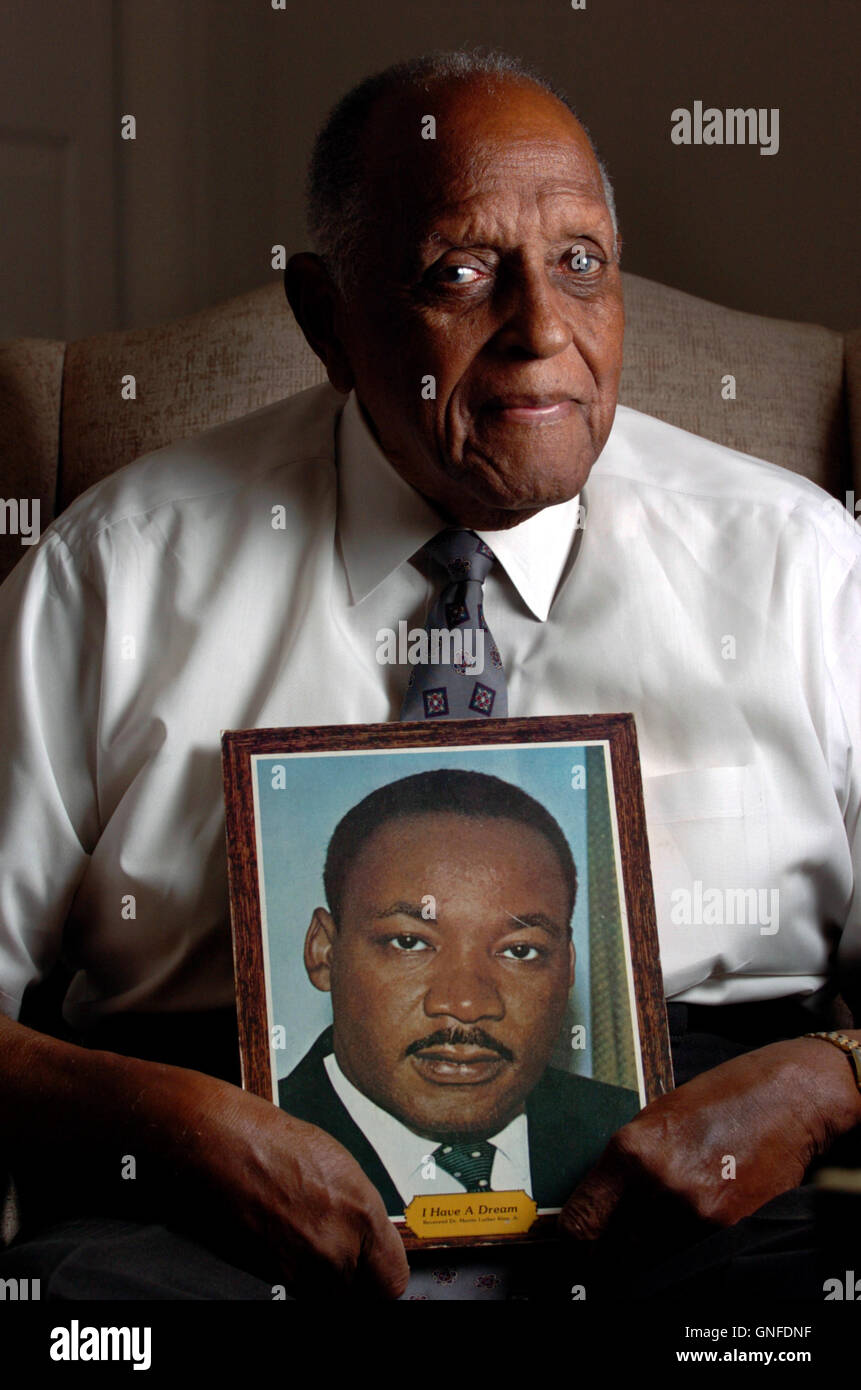 5th and sloan hi-res stock photography and images - Alamy