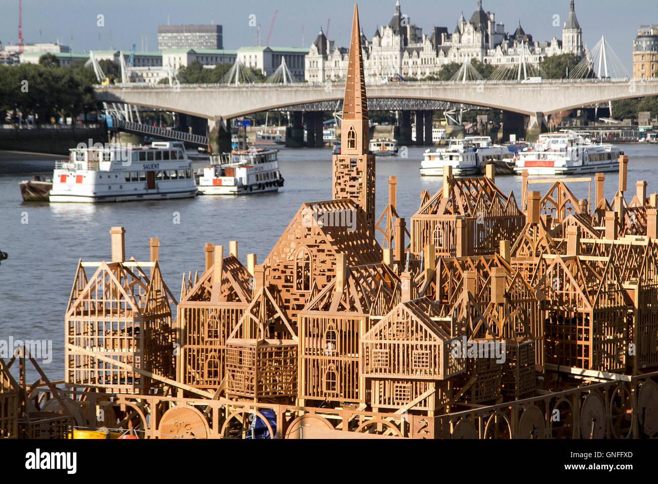 Thomas farriner hi-res stock photography and images - Alamy