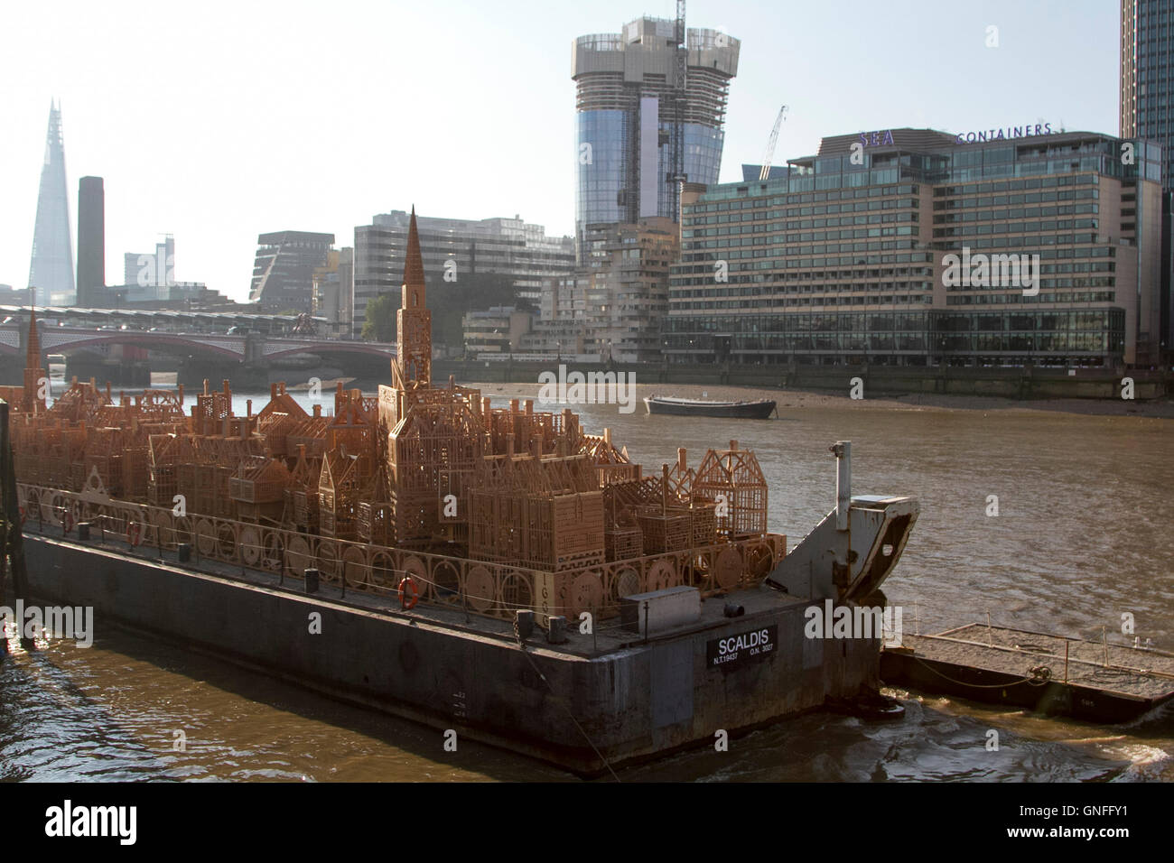 Thomas farriner great fire of london hi-res stock photography and ...