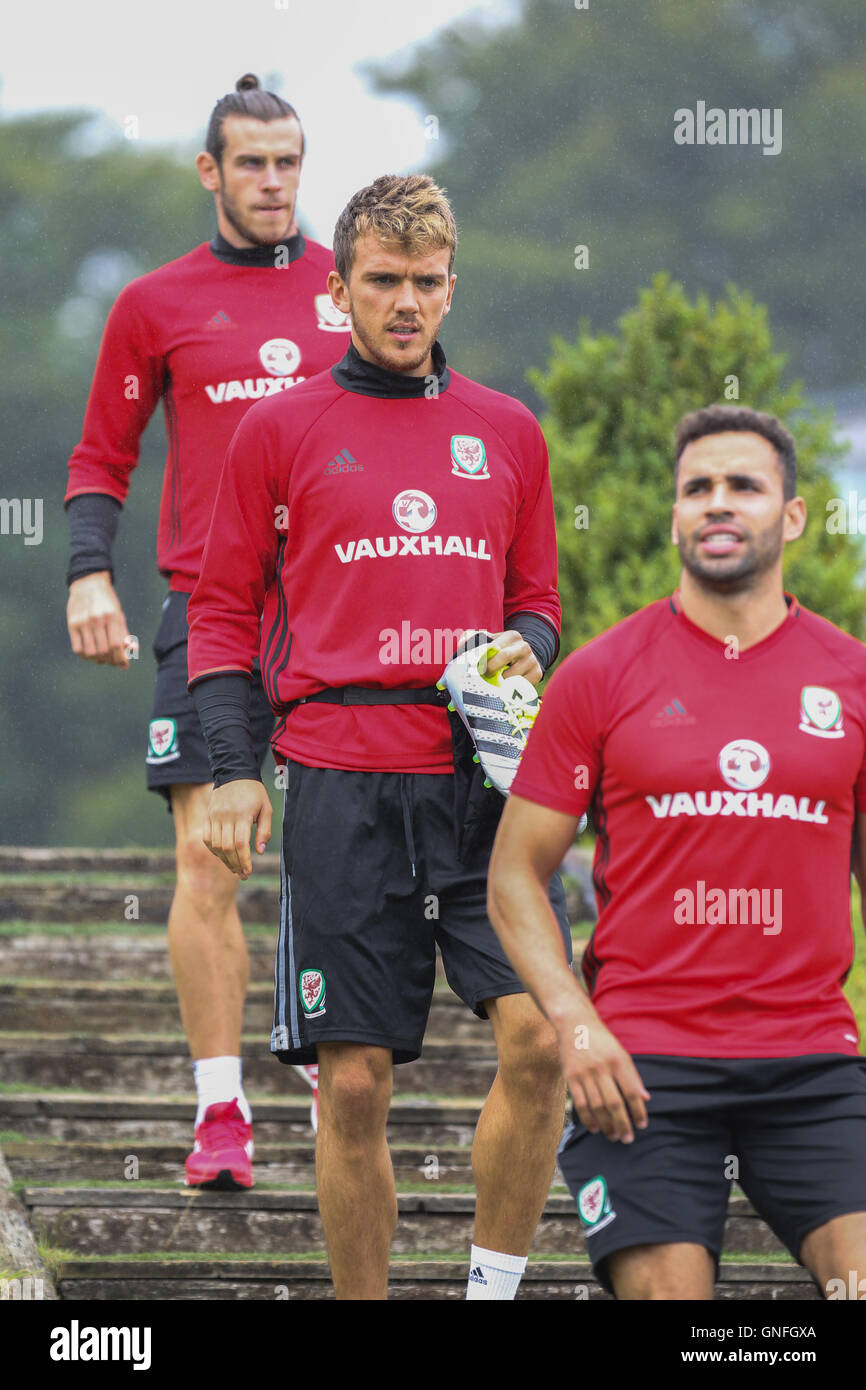 Wales football squad hi-res stock photography and images - Alamy
