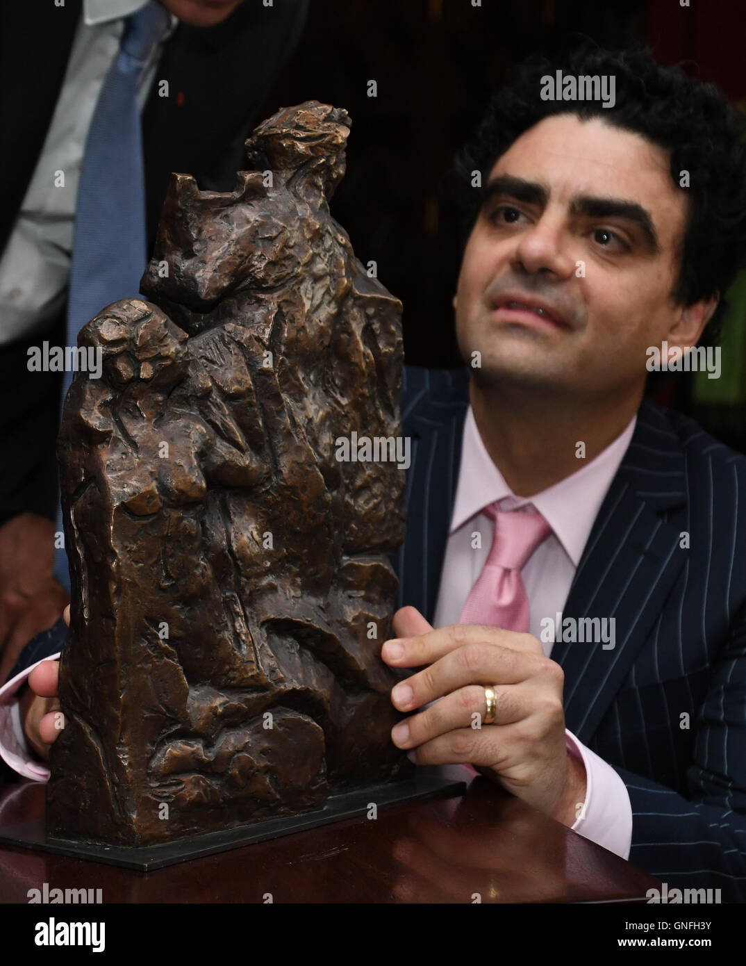 Bremen, Germany. 31st Aug, 2016. Star tenor Rolando Villazon with his ...