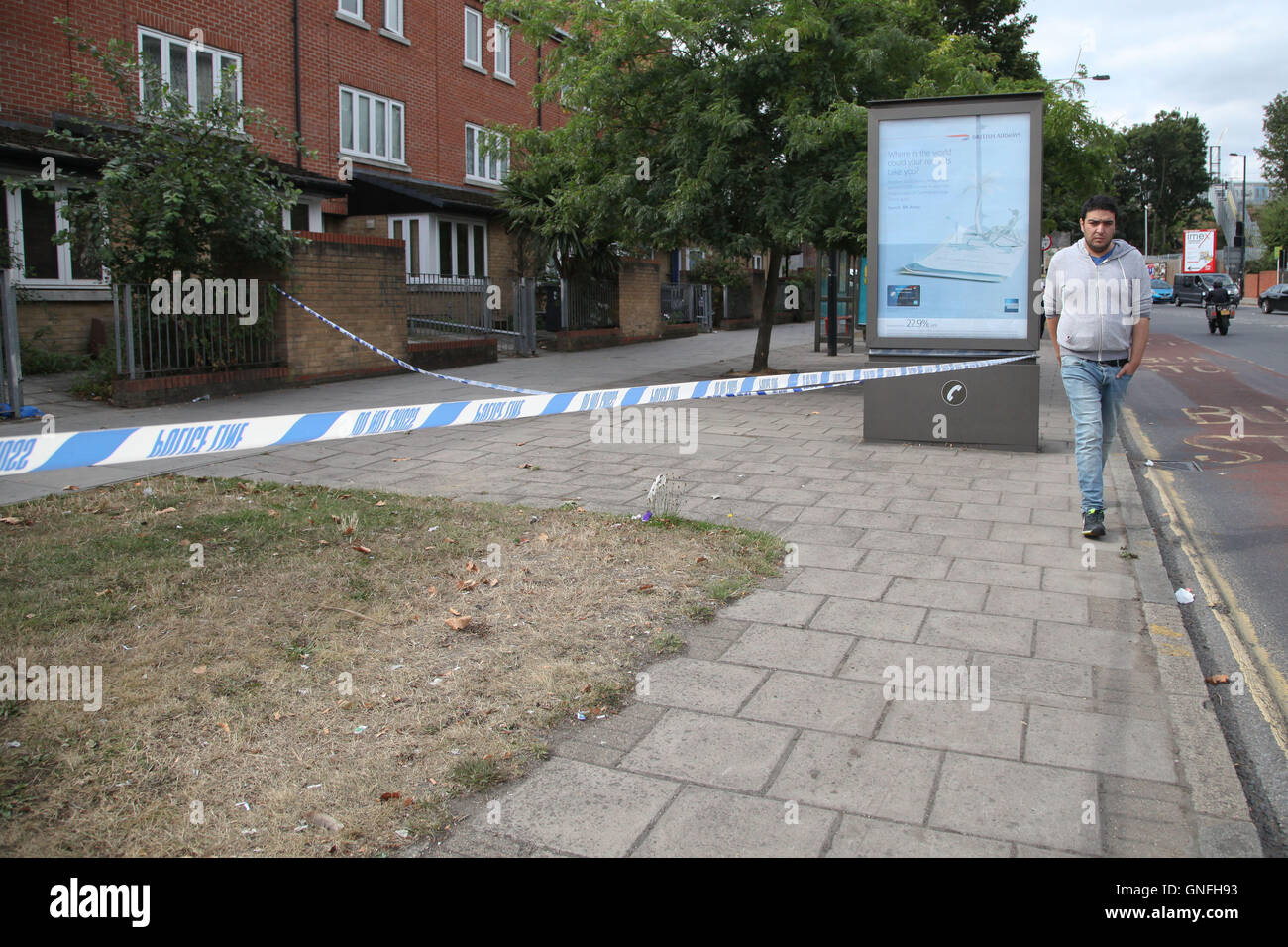 Turnpike Lane, Haringey, North London, UK. 31 Aug 2016. Crime scene ...