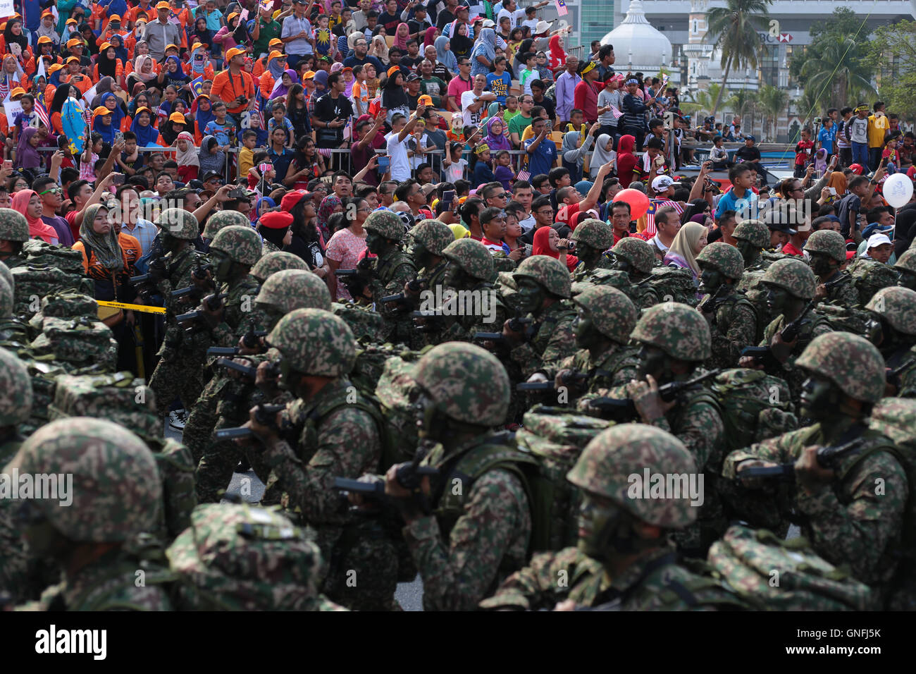 Kuala Lumpur, Malaysia. 31st August, 2016. : Thousands of military ...