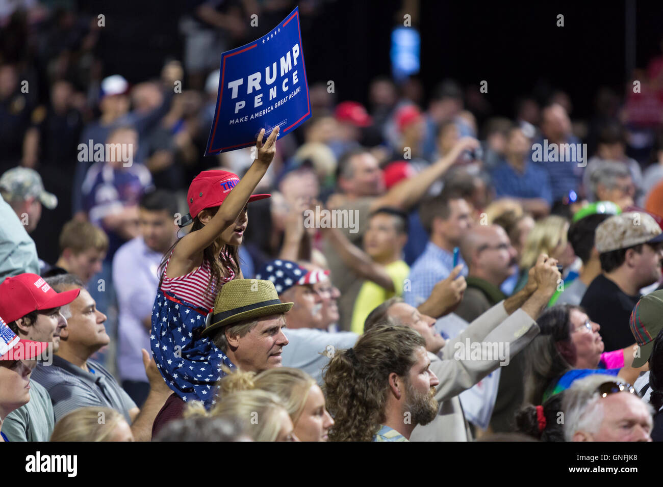 Presidential candidate campaign hi-res stock photography and images - Alamy
