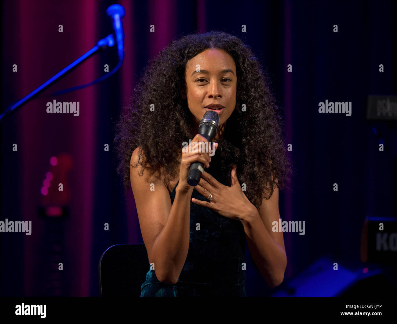 Rae davis hi-res stock photography and images - Alamy