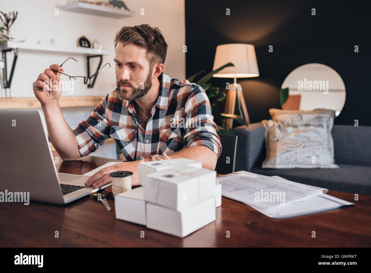 Computer build hi-res stock photography and images - Alamy