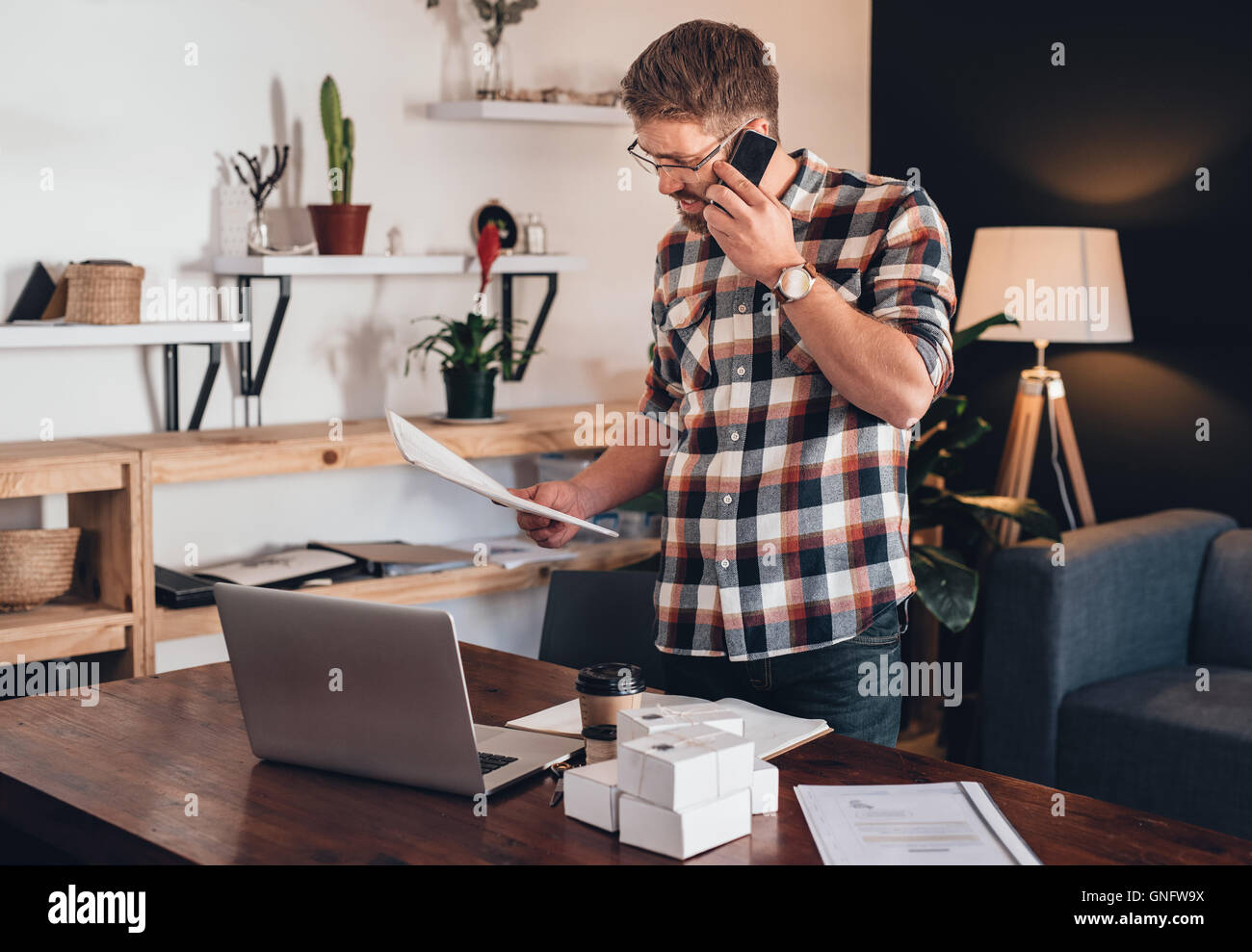 Self service box hi-res stock photography and images - Alamy