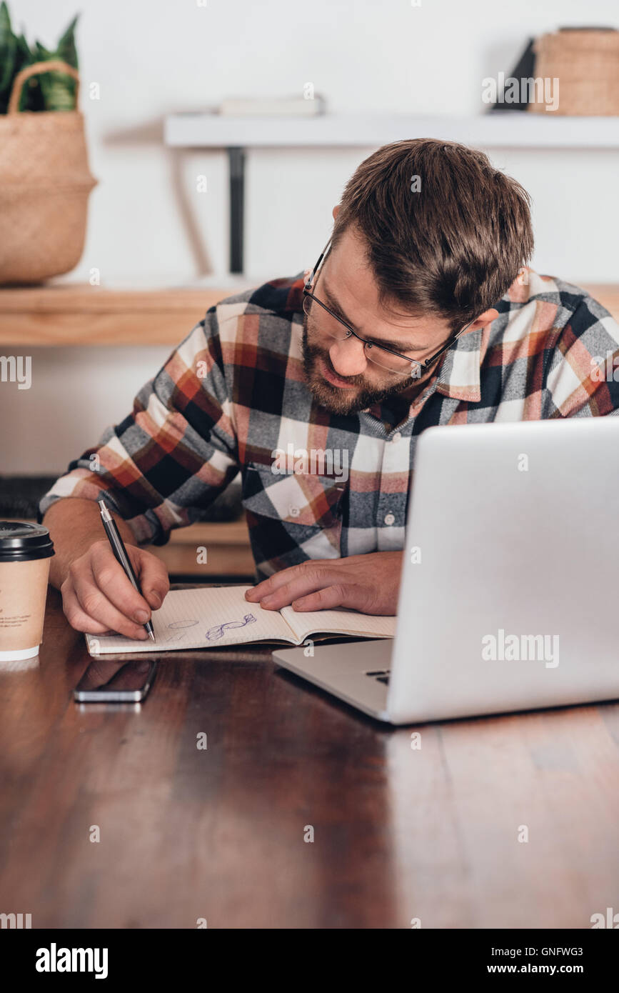 Jotting hi-res stock photography and images - Alamy