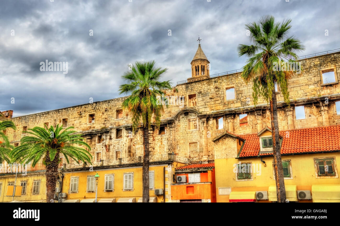 Split croatia diocletian palace walls hi-res stock photography and ...
