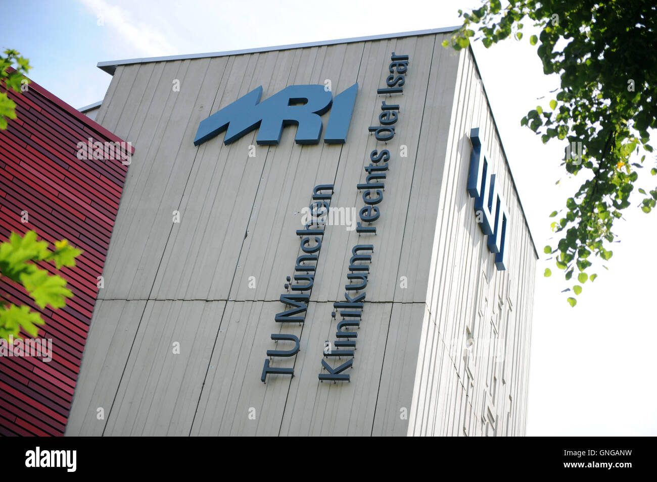 The der isar hospital of the munich technical university tum hi-res ...