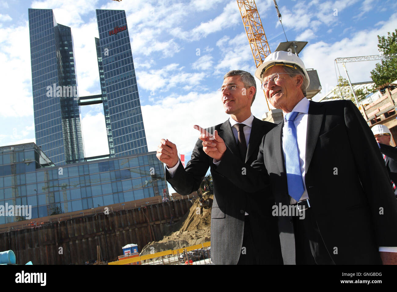 Groundbreaking ceremony for the Microsoft headquarters in Munich, 2014 ...