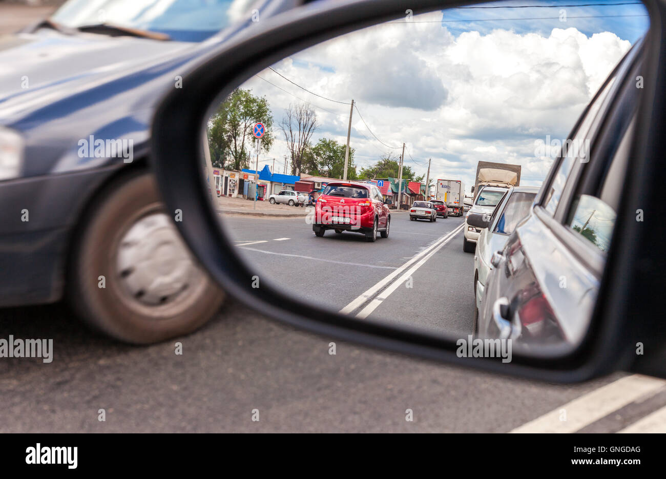 Car rearview mirror city hi-res stock photography and images - Alamy