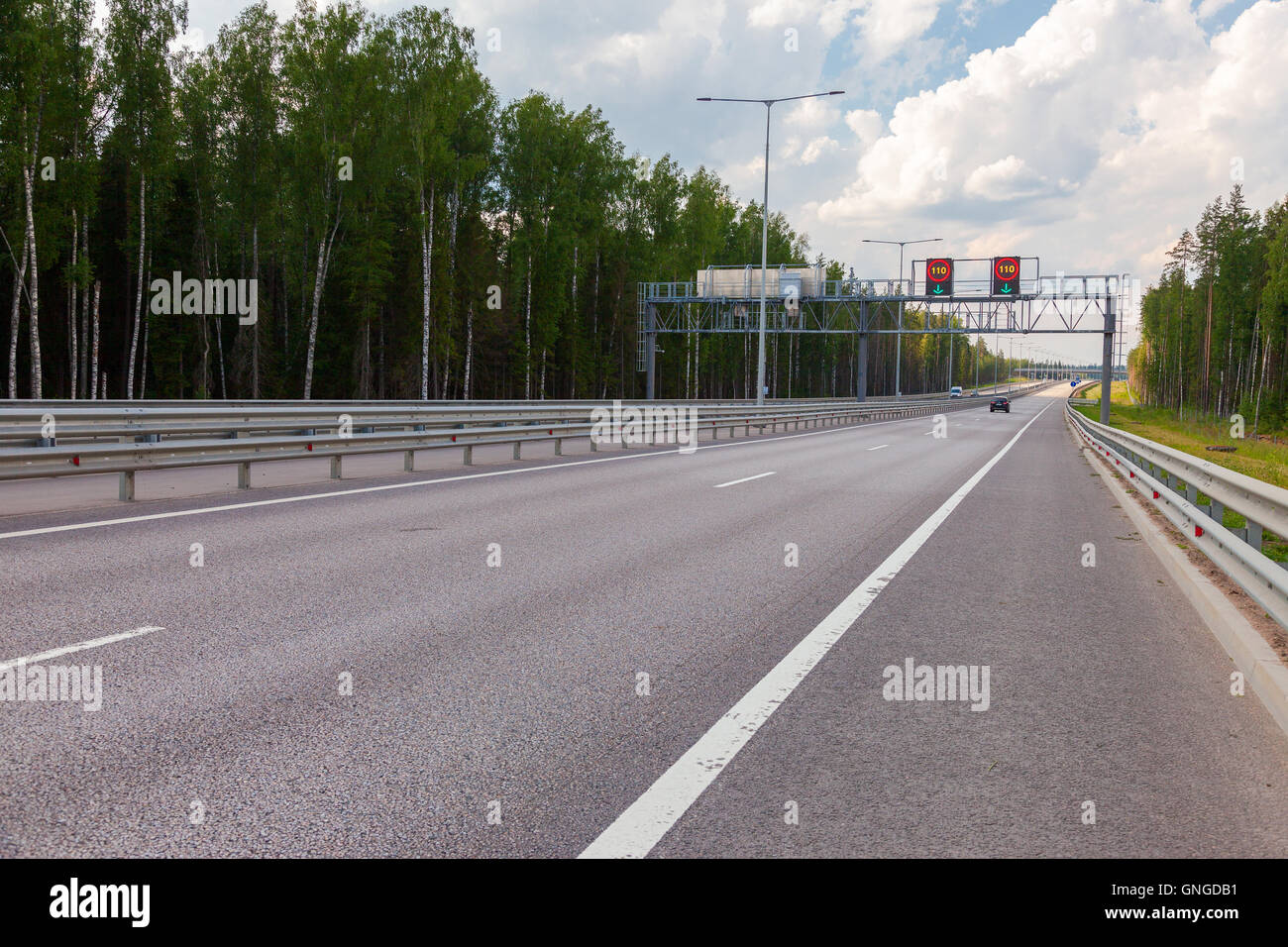 Autobahn m11 hi-res stock photography and images - Alamy