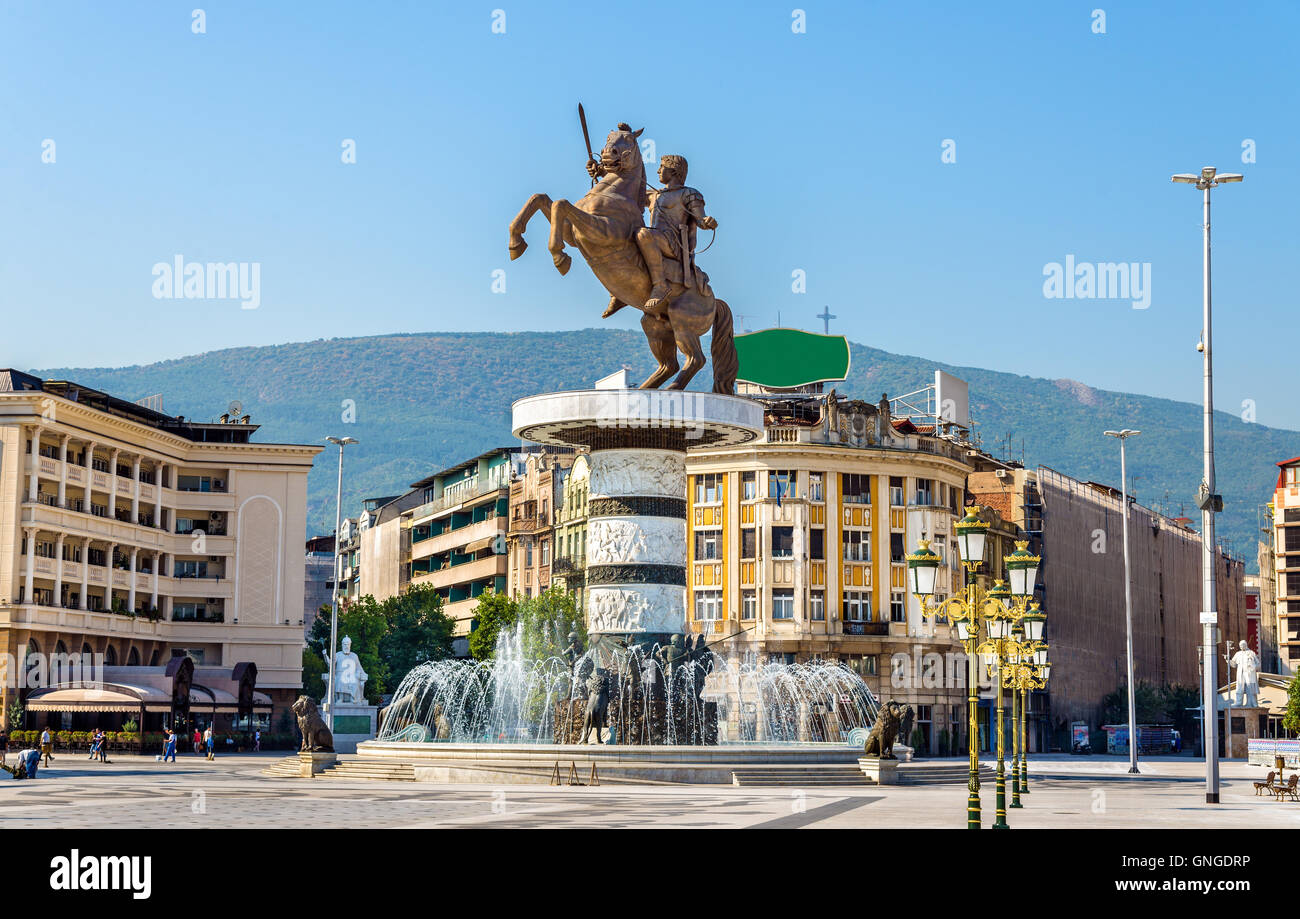 Alexander the great statue in skopje hi-res stock photography and ...