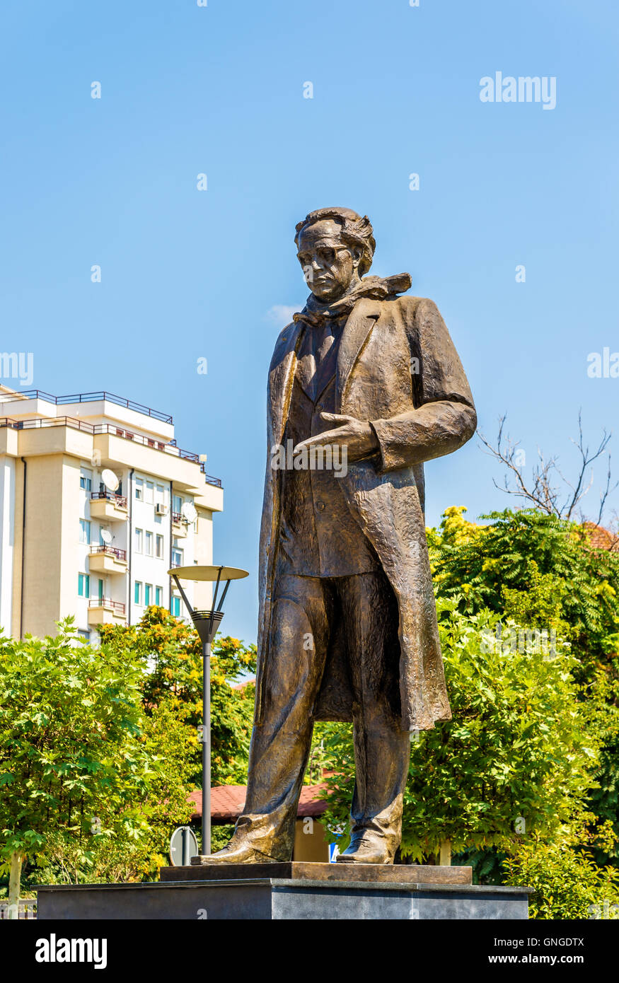 The statue of ibrahim rugova in pristina hi-res stock photography and ...