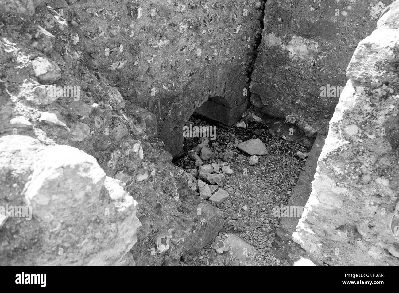 Winchester medieval gates hi-res stock photography and images - Alamy