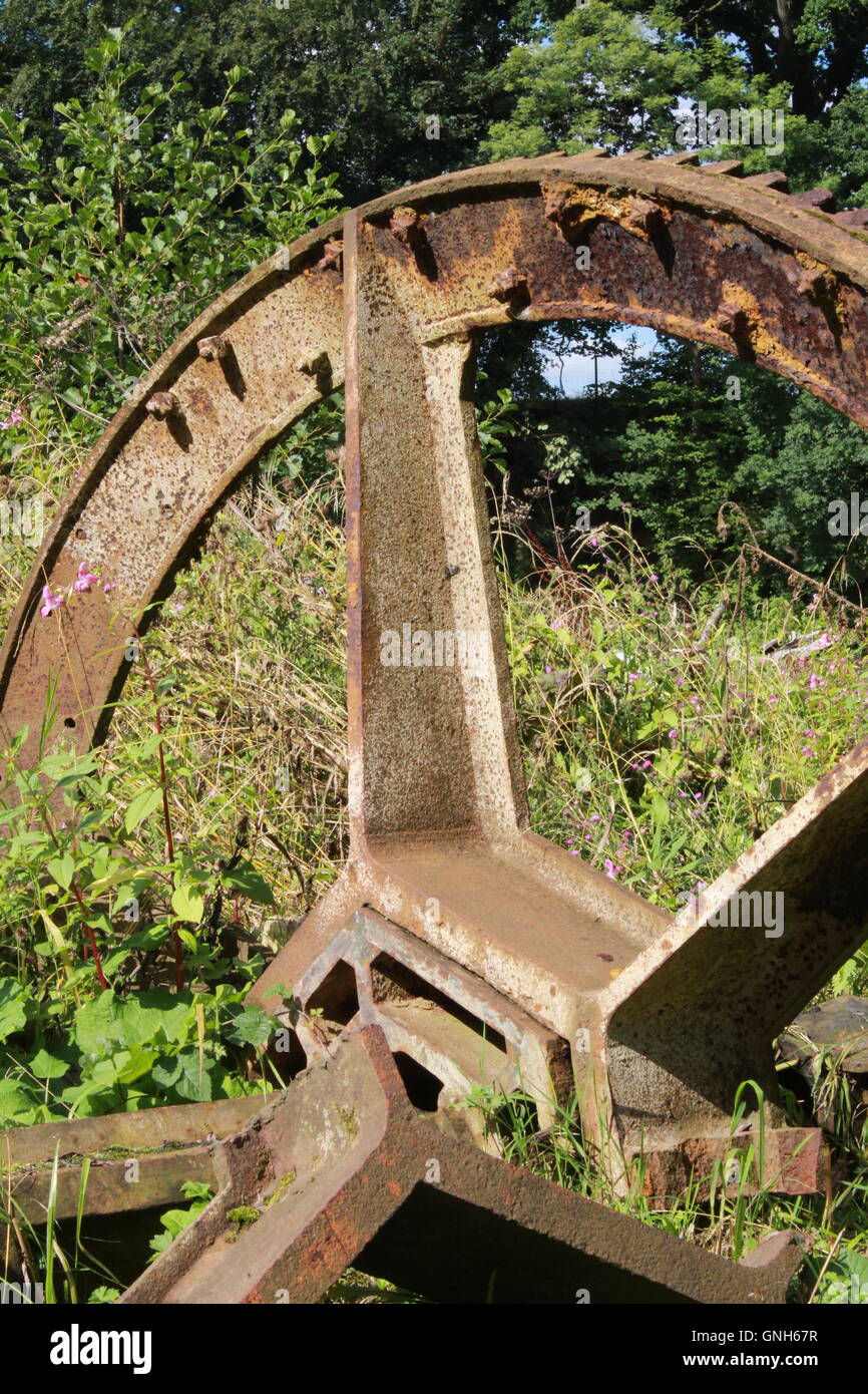 old mill cogs Stock Photo - Alamy
