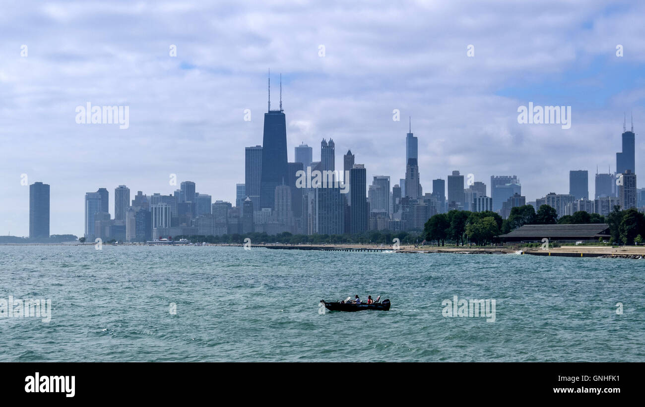 The skyline of Chicago from Lake Michigan Stock Photo - Alamy