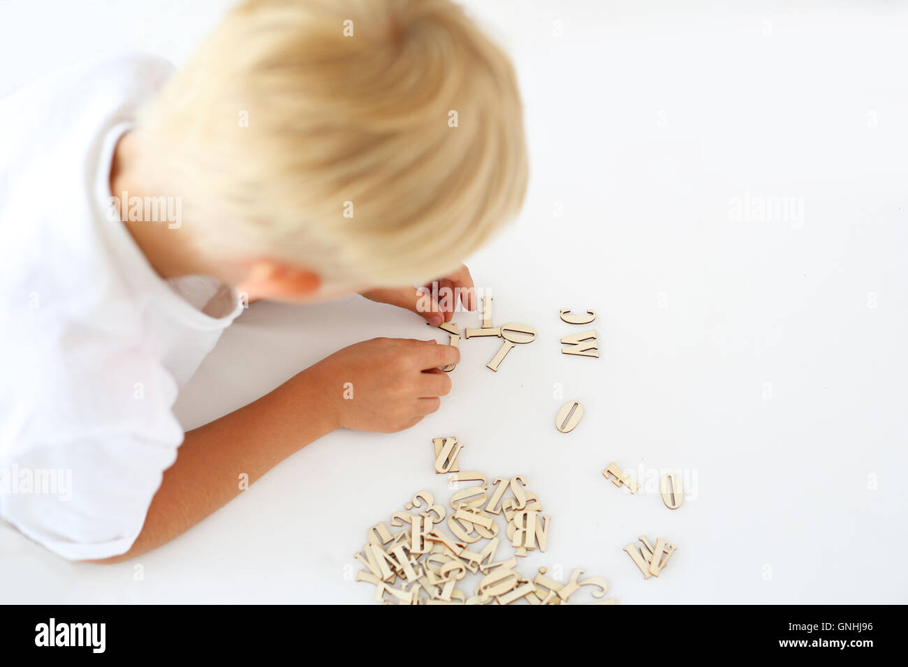 Reading letters hi-res stock photography and images - Alamy