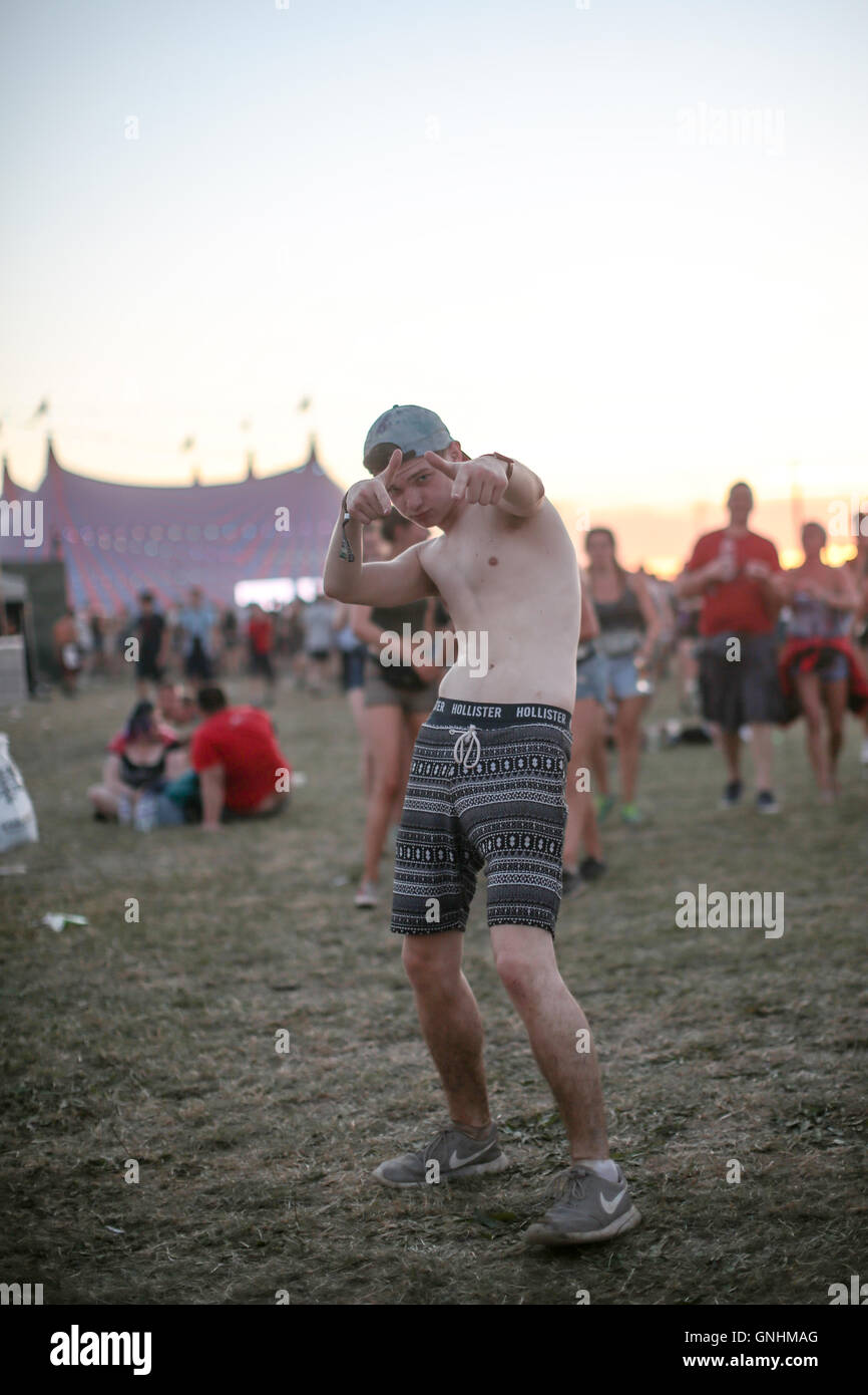 General views on day 1 of the 2016 Reading Festival. Picture date ...