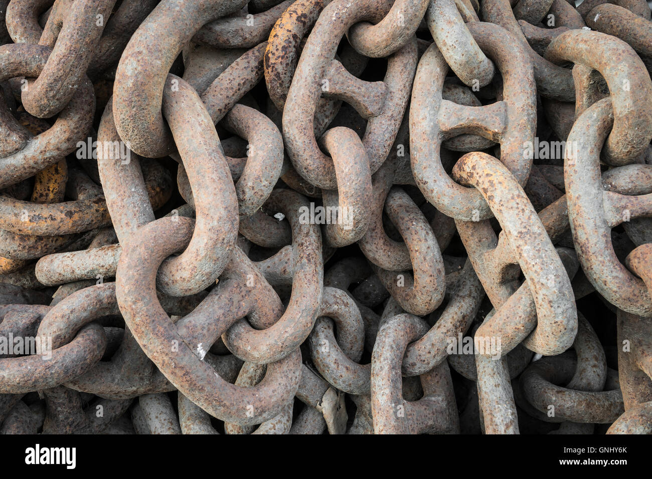 Zinc chain hi-res stock photography and images - Alamy