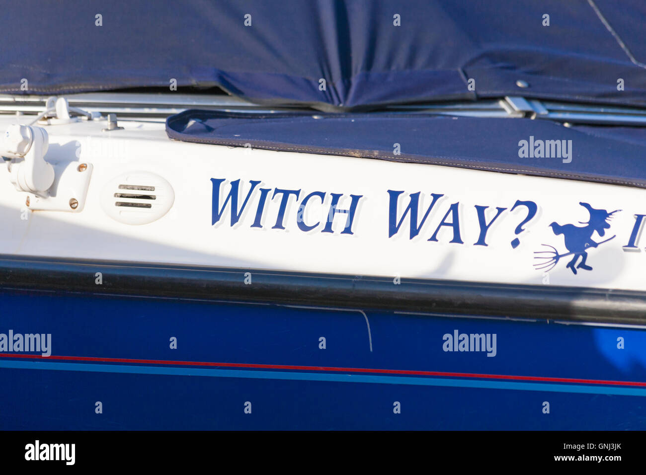 Witch way hi-res stock photography and images - Alamy