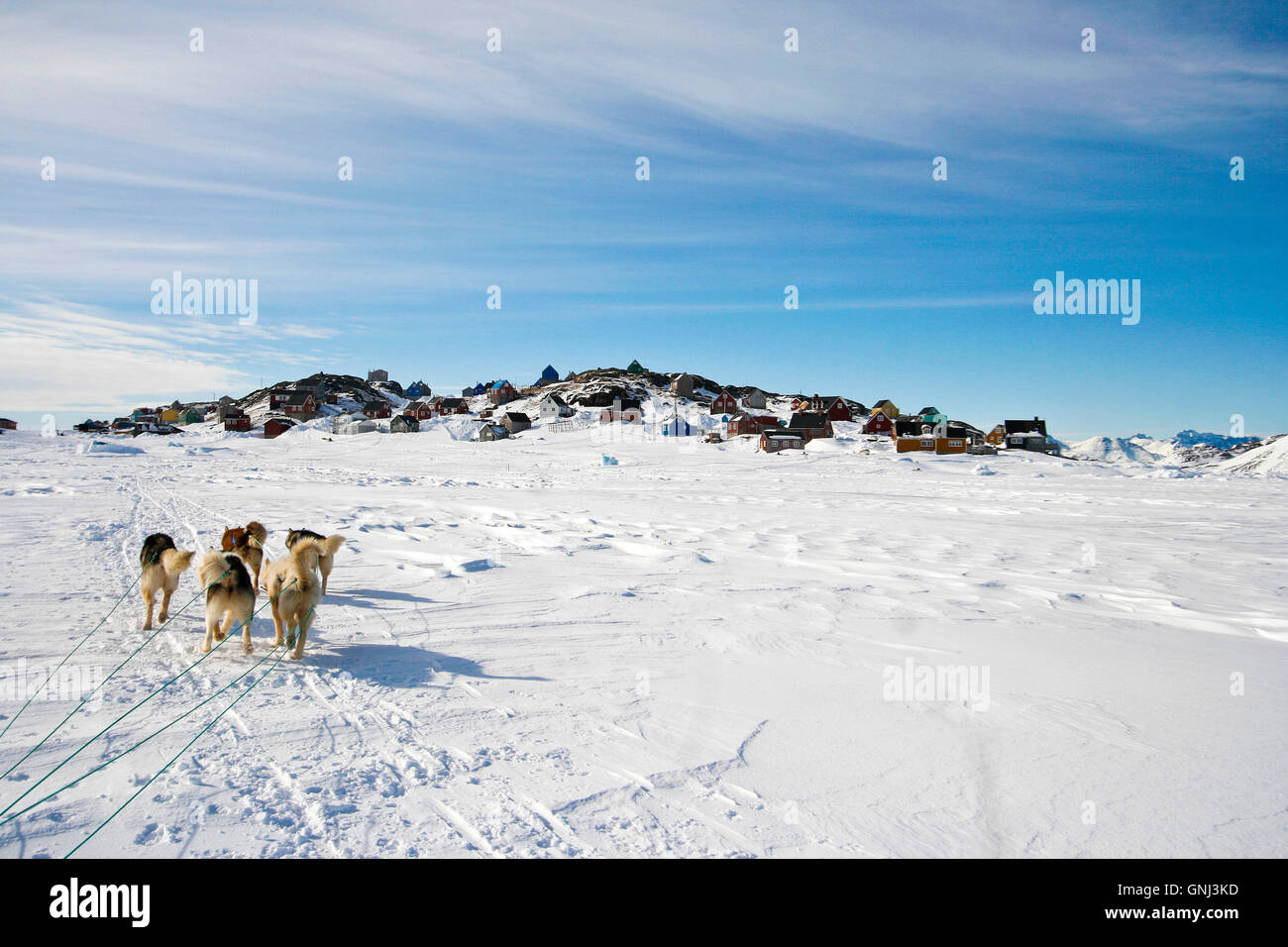 Kulusuk greenland winter houses hi-res stock photography and images - Alamy