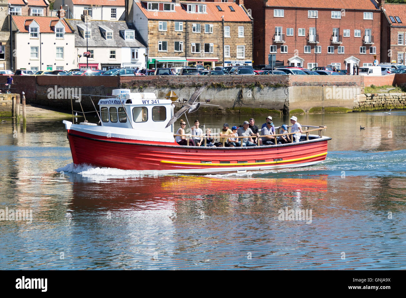 Whitby Boat Trip Stock Photos & Whitby Boat Trip Stock Images - Alamy
