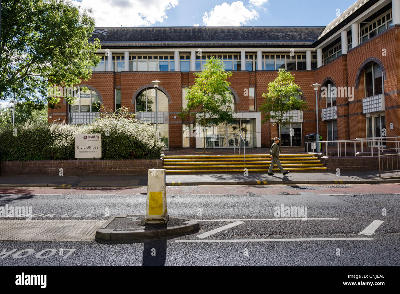 Reading borough council hi-res stock photography and images - Alamy