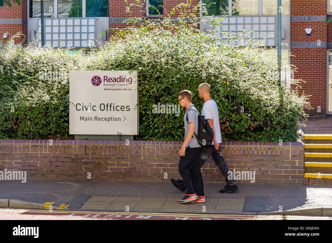 Reading borough council hi-res stock photography and images - Alamy