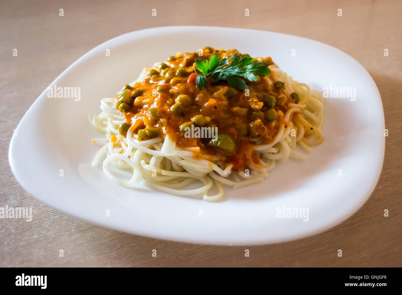 Plate pasta hi-res stock photography and images - Alamy