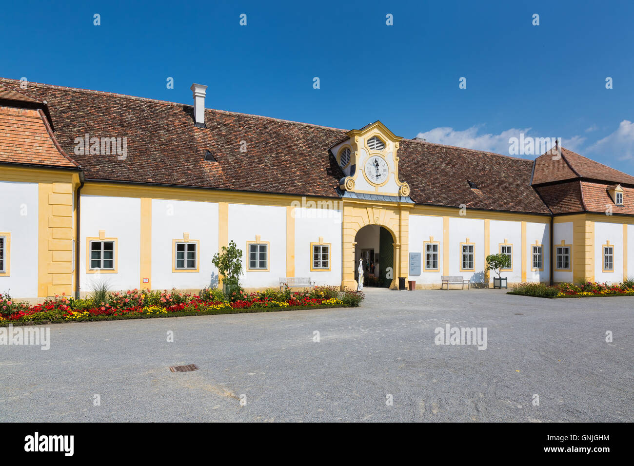 Schloss hof estate hi-res stock photography and images - Alamy