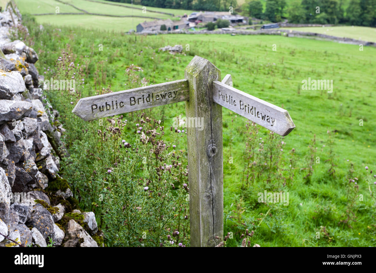 Fingerpost hi-res stock photography and images - Alamy