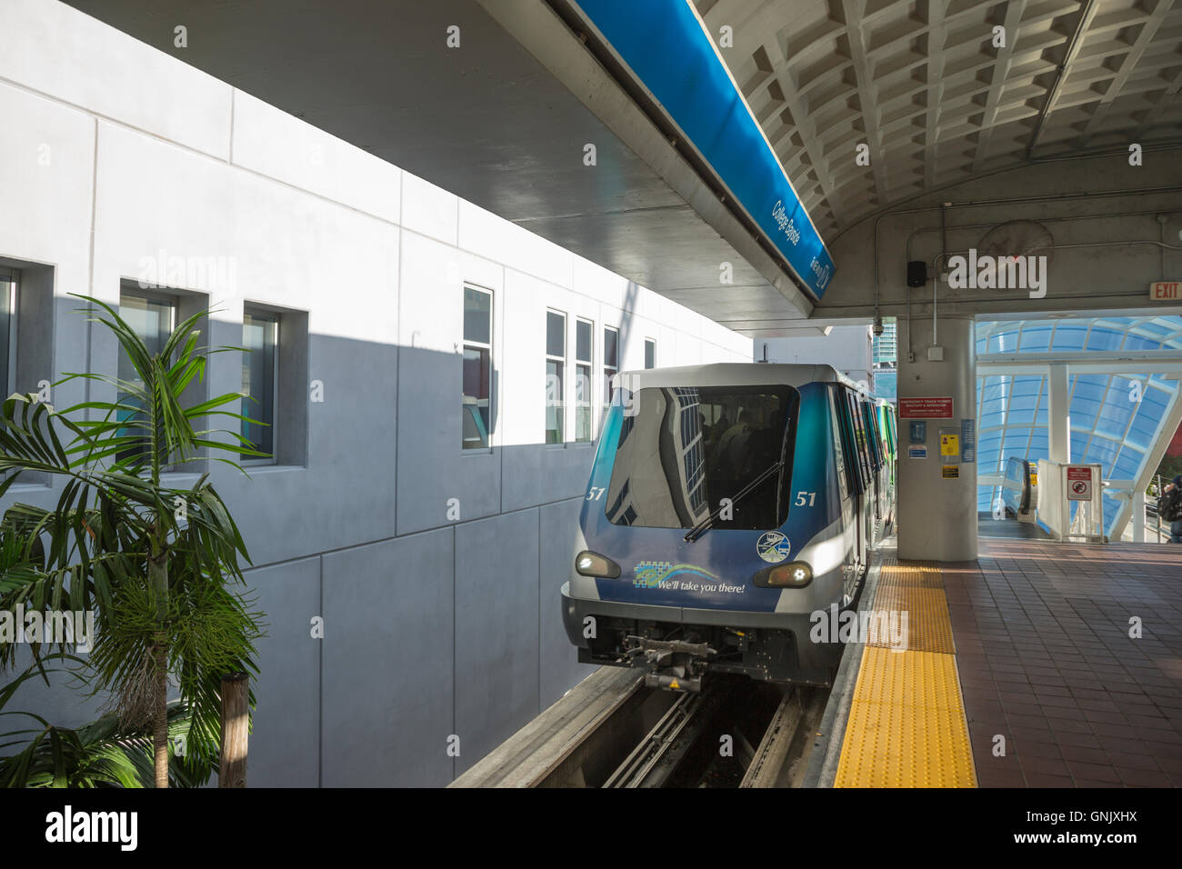 BAYSIDE STATION METROMOVER MONORAIL DOWNTOWN MIAMI FLORIDA USA Stock ...
