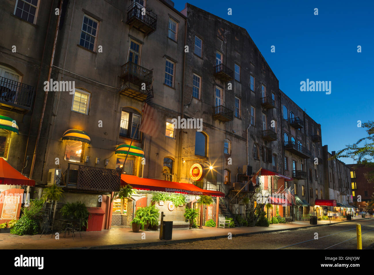 HISTORIC RIVER STREET BUILDINGS SAVANNAH GEORGIA USA Stock Photo - Alamy