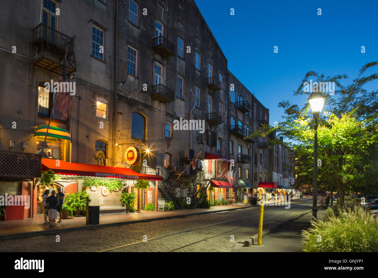 HISTORIC RIVER STREET BUILDINGS SAVANNAH GEORGIA USA Stock Photo - Alamy