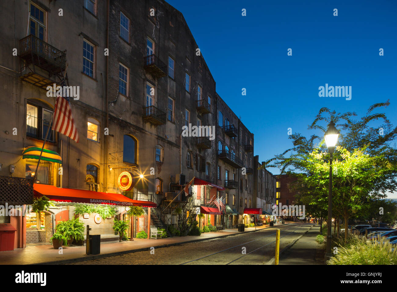 HISTORIC RIVER STREET BUILDINGS SAVANNAH GEORGIA USA Stock Photo - Alamy